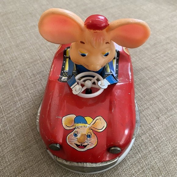 K.O. | Other | Vtg Topo Gigio Tin Wind Up Bouncing Racer Car Little ...